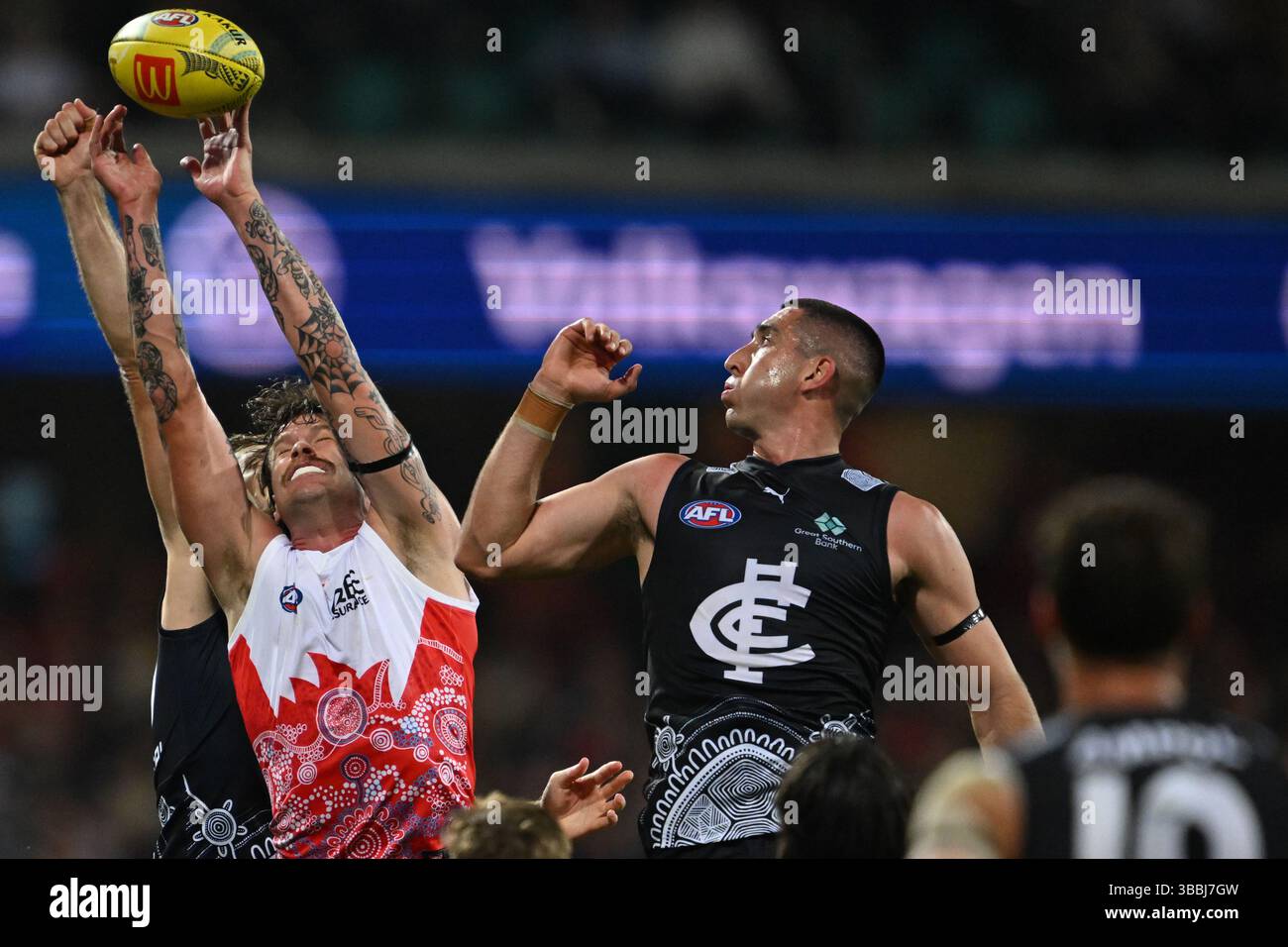 Sydney, Australia. 16th May, 2025. Peter Ladhams of the Swans during ...
