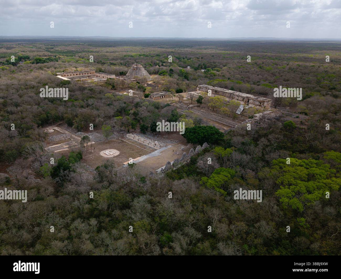 Aerial overview of the Mayan ruins at Uxmal, Mexico Stock Photo - Alamy