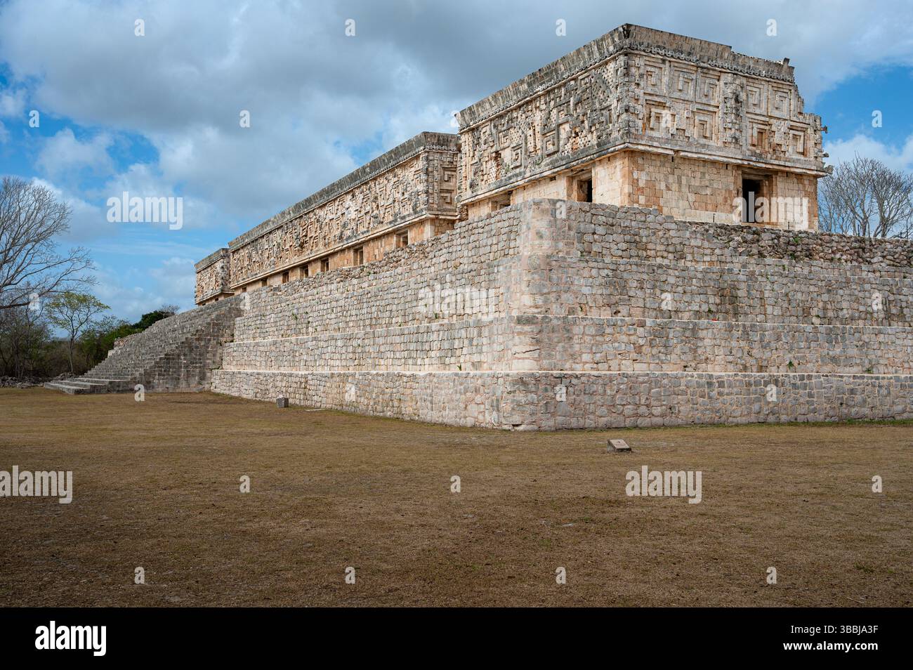 Ancient Mayan governor palace at Uxmal, Mexico Stock Photo - Alamy
