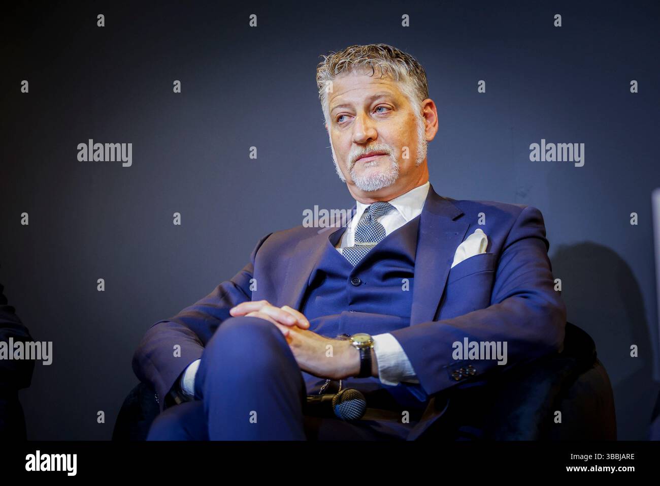 Il ministro della cultura Alessandro Giuli alla 37a edizione del Salone ...
