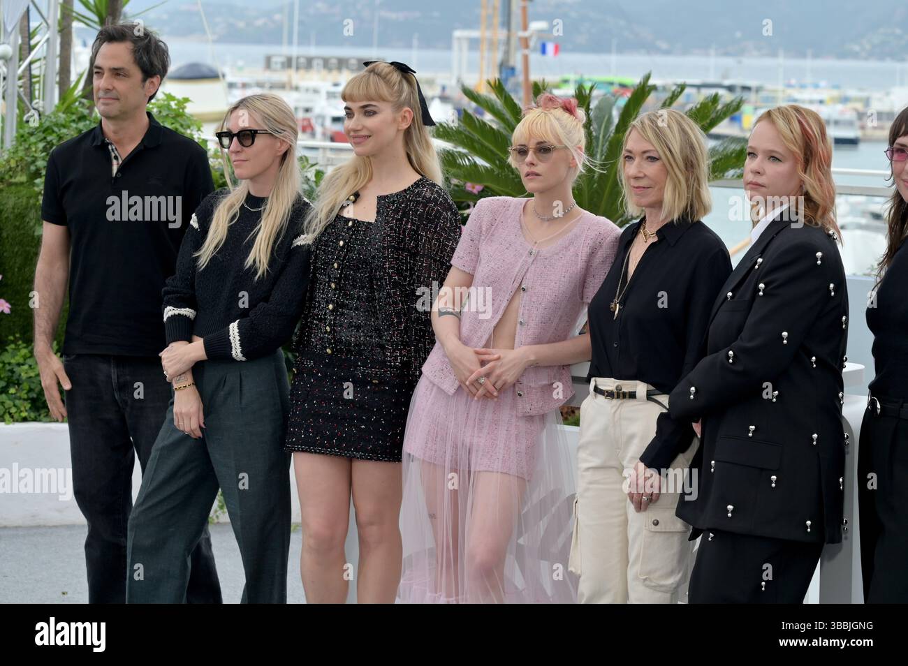 Kristen stewart and kim gordon hi-res stock photography and images - Alamy