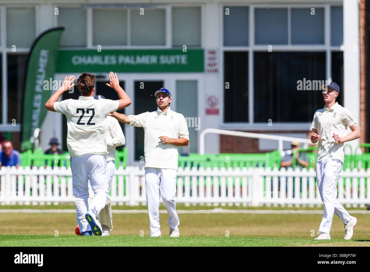 Leicester, UK. 16th May, 2025. #22, Eddie Jack of Hampshire celebrates ...