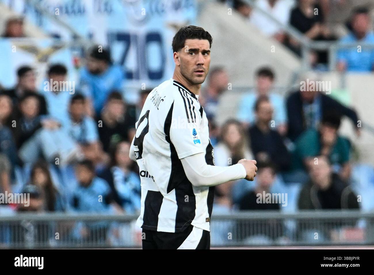 Dusan Vlahovic of Juventus FC looks on during the Serie A match between ...