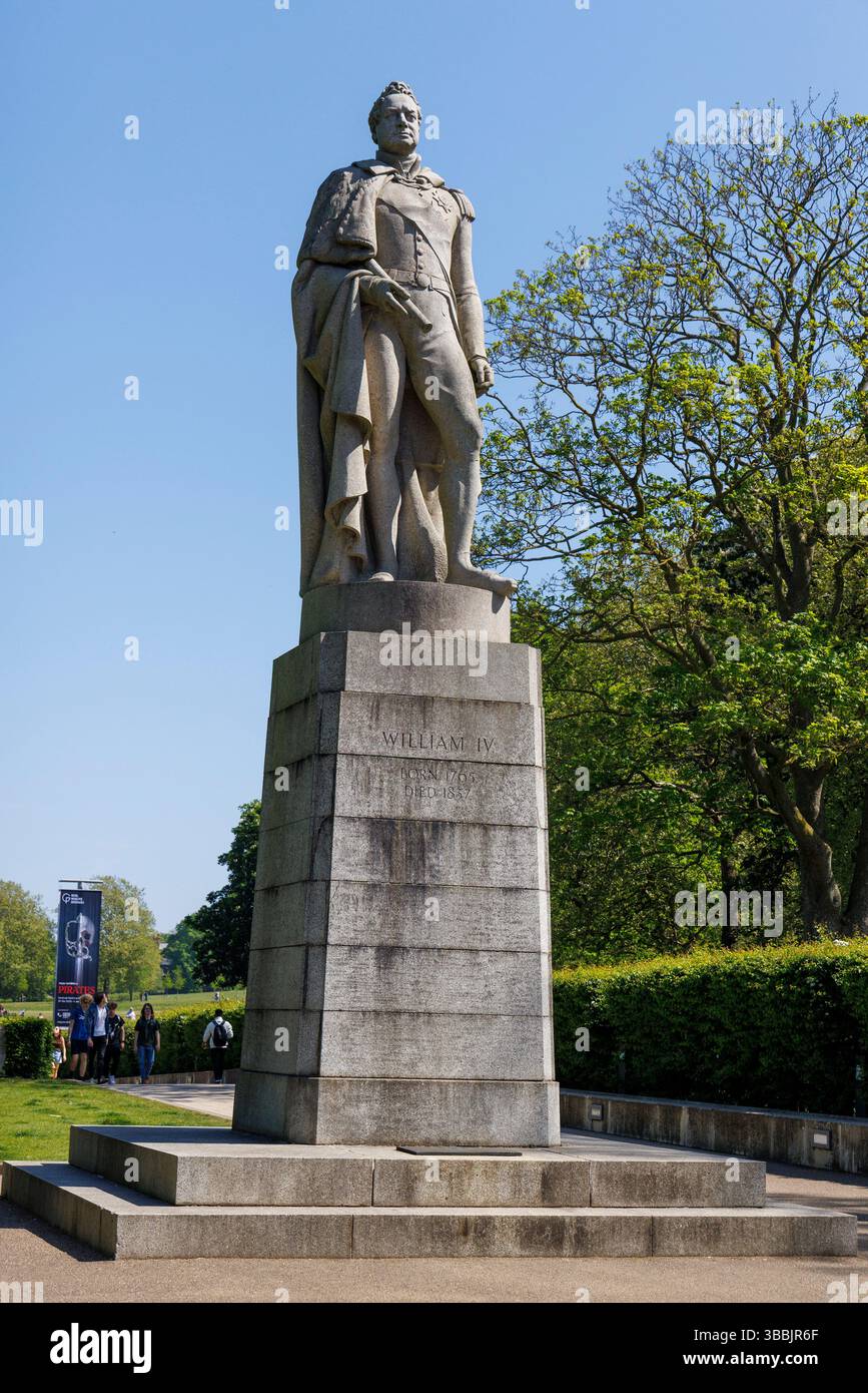 Statue william iv greenwich hi-res stock photography and images - Alamy