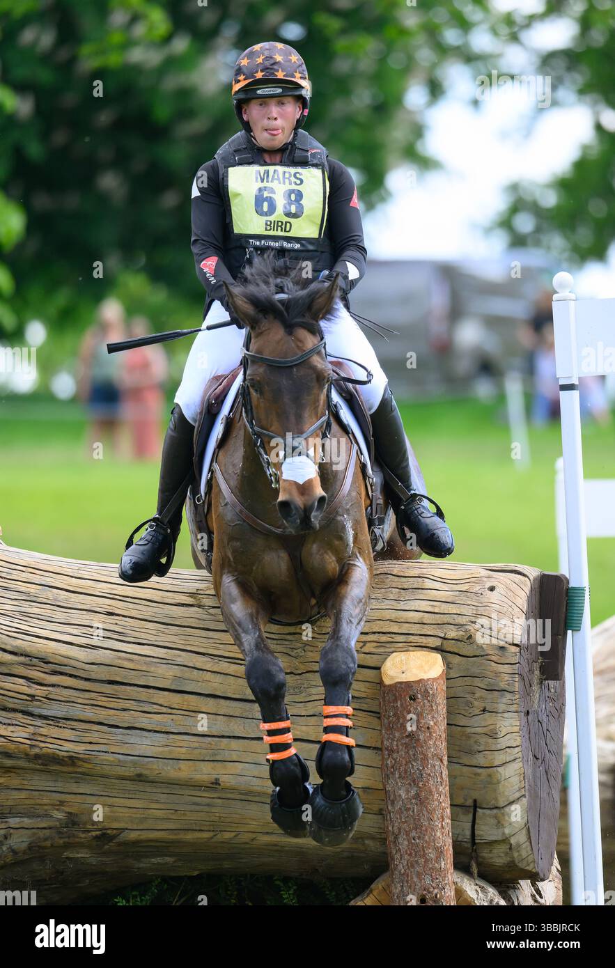 Badminton, UK. 10th May, 2025. Badminton Horse Trials - Cross Country ...