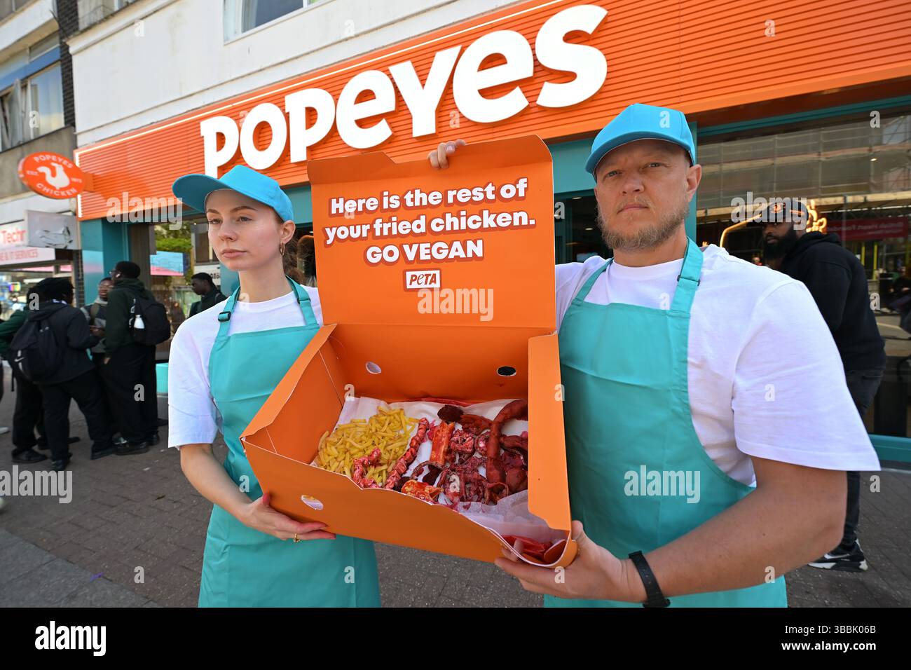 Southend on Sea Essex, UK. 16th May, 2025. Josie Sloane and John Palmer ...