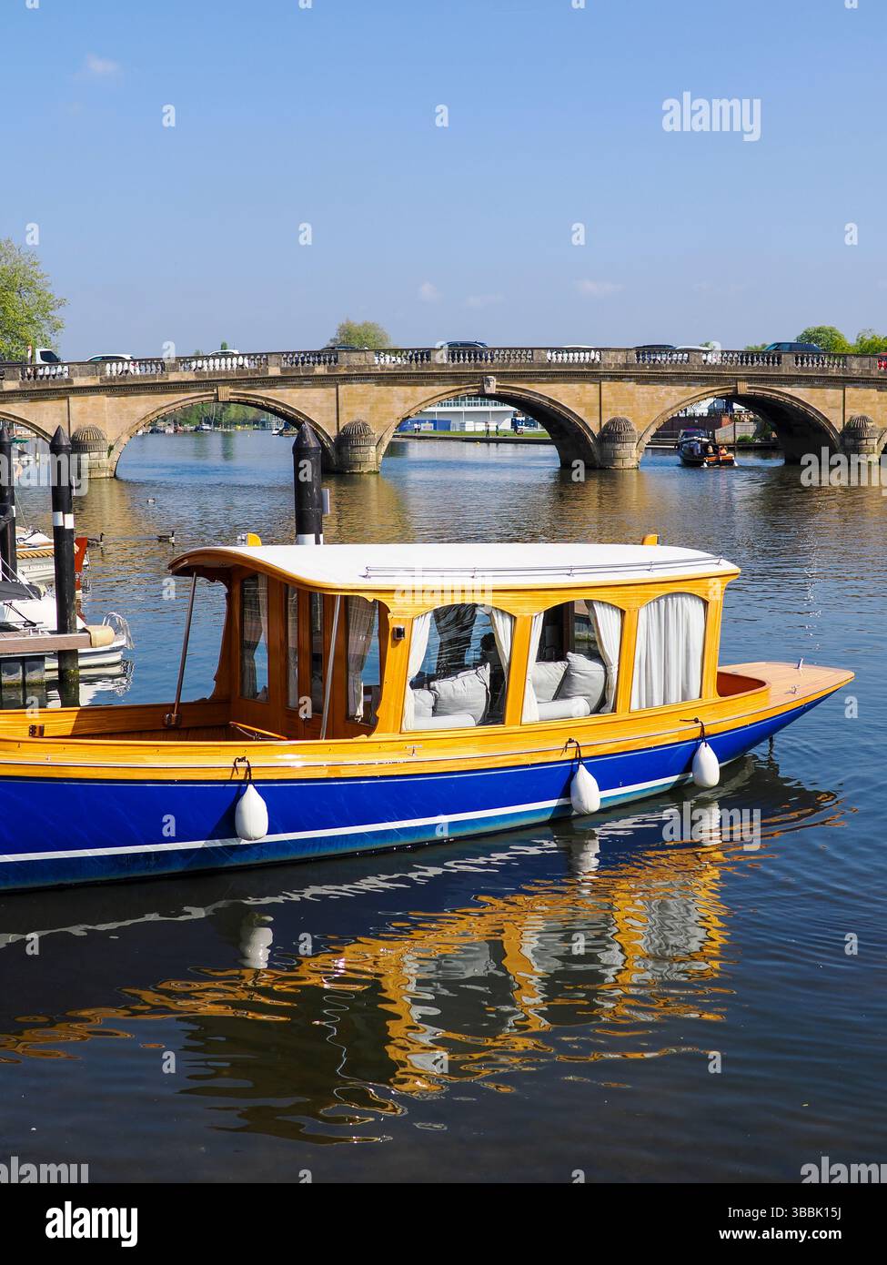 Wooden, Blue Launch, Henley Bridge, River Thames, Henley-on-Thames ...