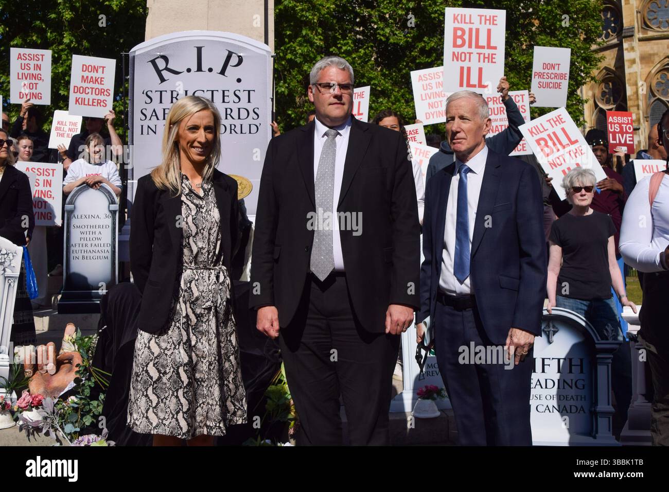 London, UK. 16th May, 2025. Leader of the Democratic Unionist Party ...