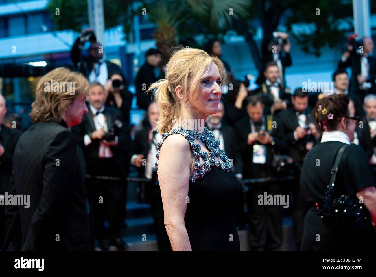 CANNES, FRANCE - MAY 15: (L-R) Solàn Machado-Graner, Jonathan Turnbull ...