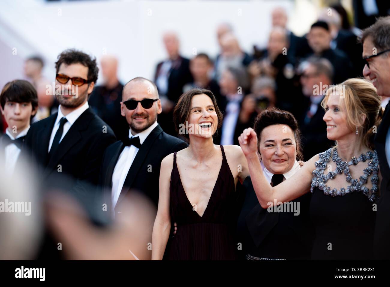 CANNES, FRANCE - MAY 15: (L-R) Solàn Machado-Graner, Jonathan Turnbull ...