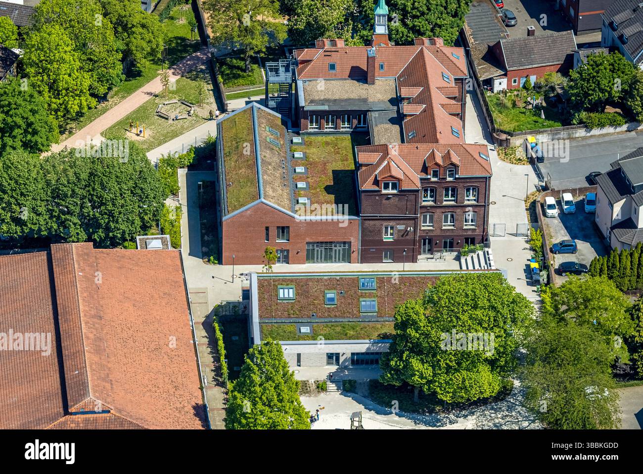 Luftbild, Schillerschule, Unna, Stadtteil Massen , Ruhrgebiet ...