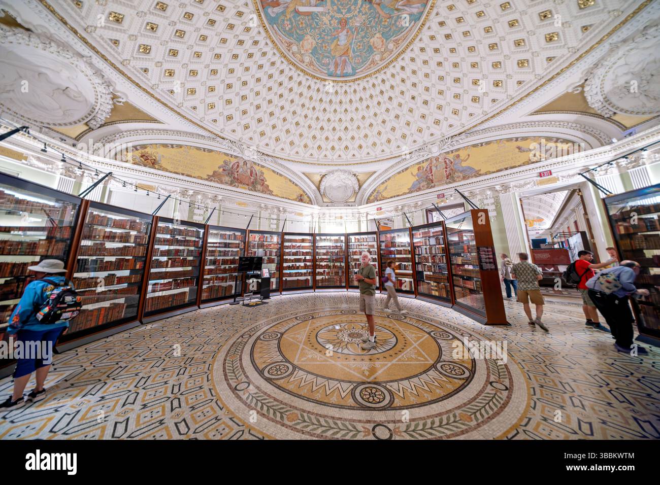 WASHINGTON DC, United States — The Thomas Jefferson Building of the ...