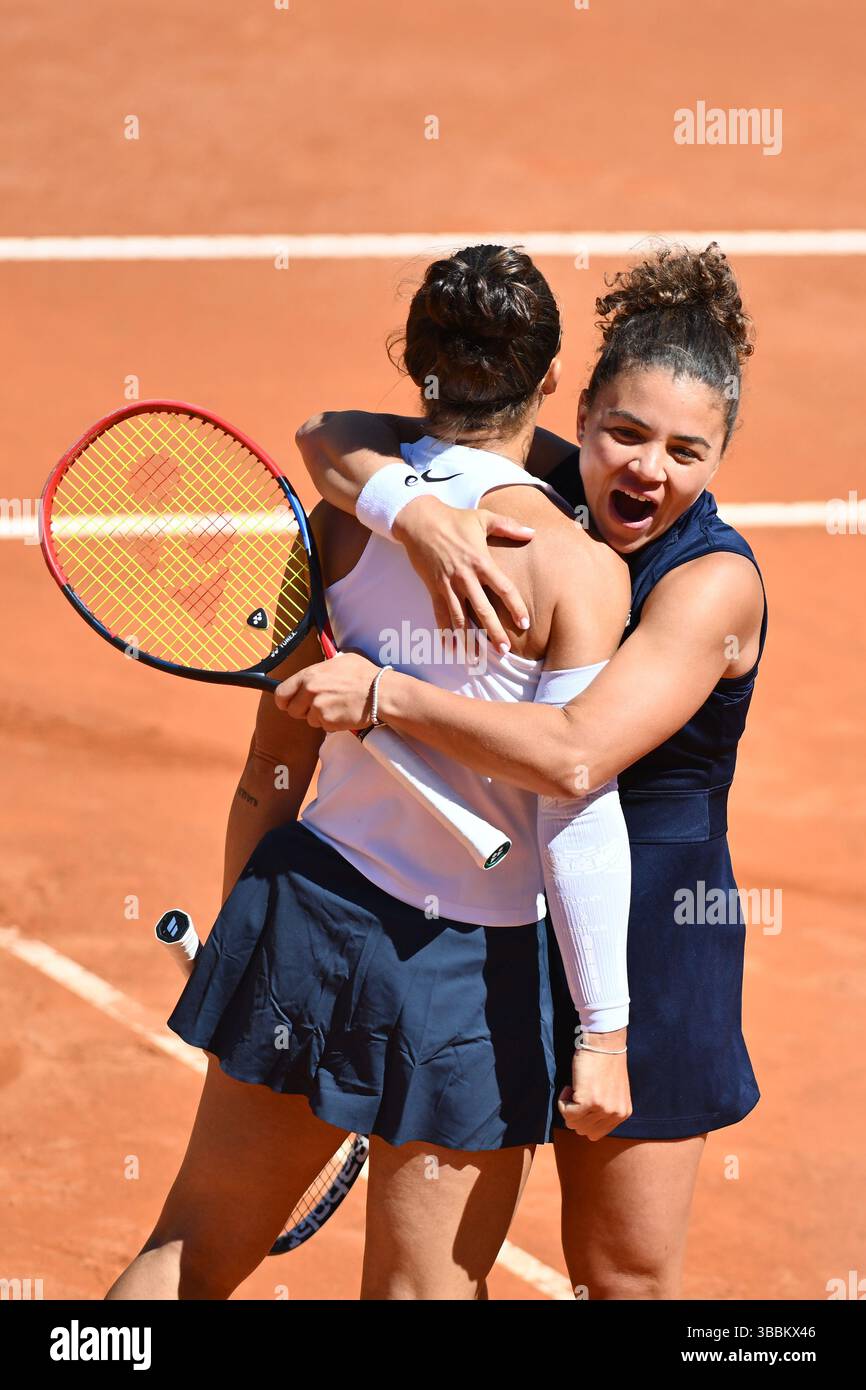 Rome, Italy. 16th May, 2025. Sara Errani (ITA) and Jasmine Paolini (ITA ...