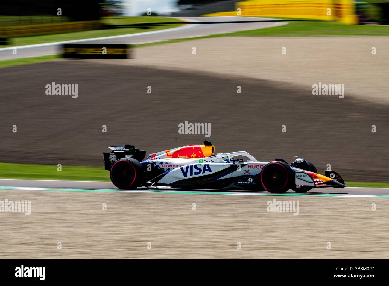 Imola, Italie. 16th May, 2025. 06 HADJAR Isack (fra), Visa Cash App RB F1 Team VCARB02, action ...