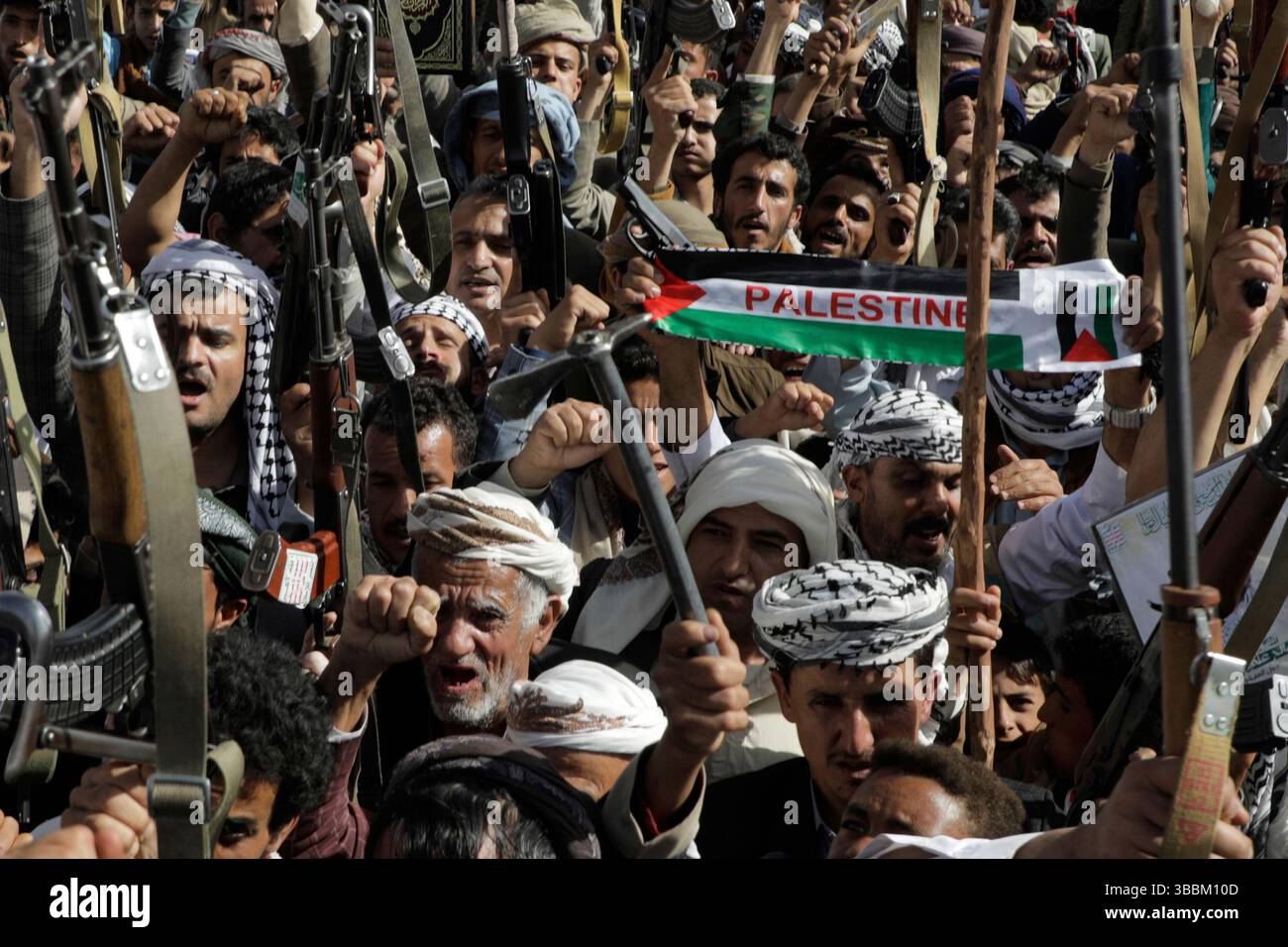 Houthi supporters chant slogans during a weekly anti-U.S. and anti ...