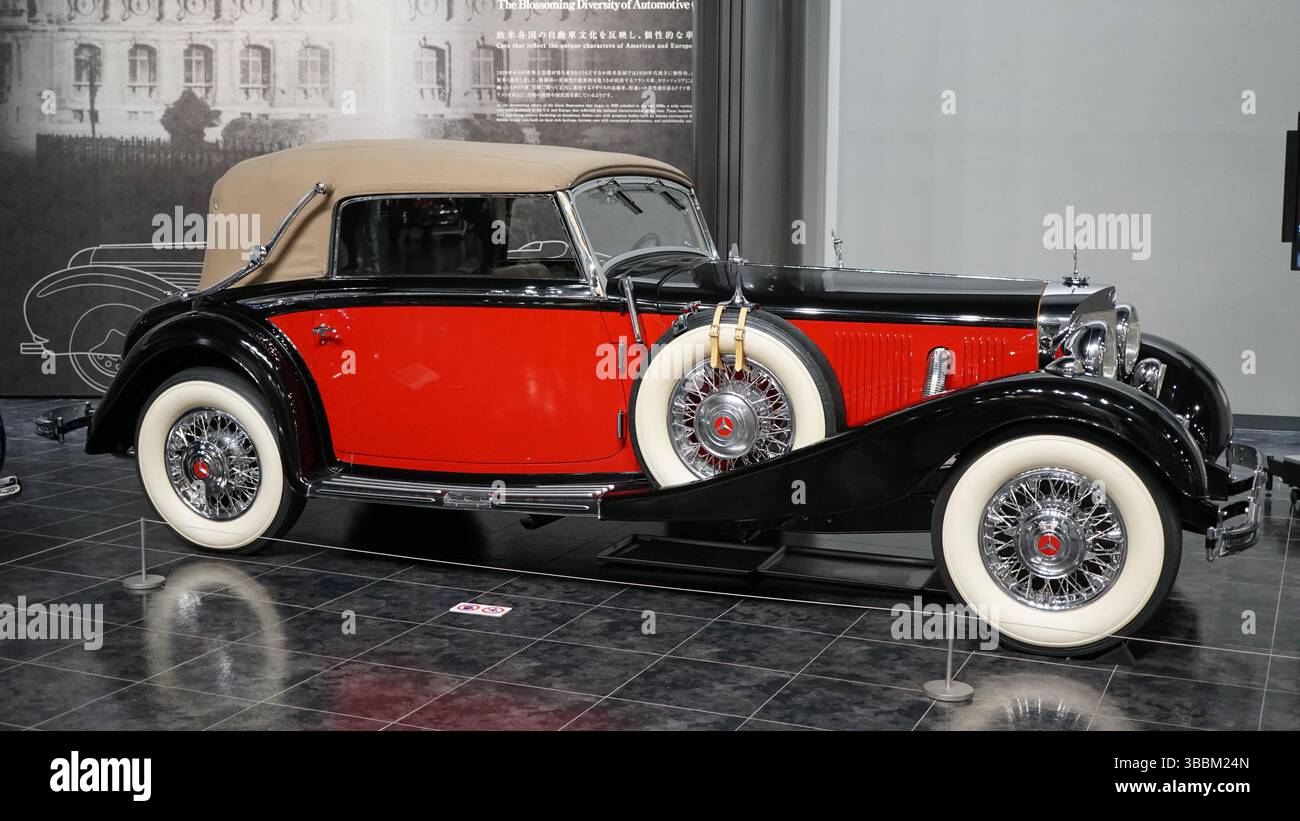 Classic Vintage Cars at the Toyota Automobile Museum, Nagoya, Japan Stock Photo - Alamy