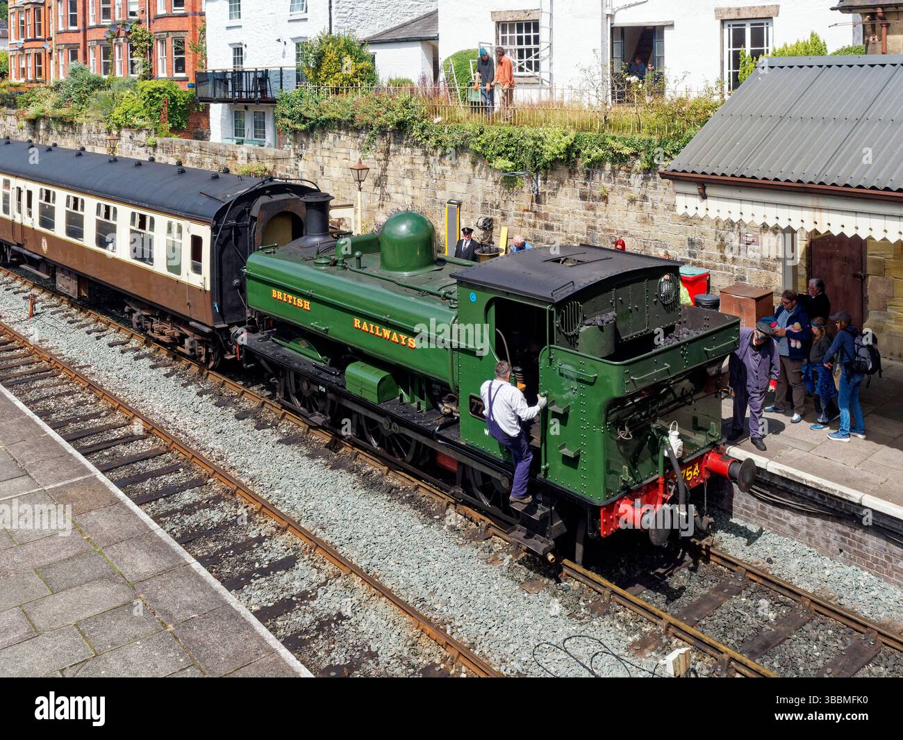 Llangollen railway station, main station of the Llangollen Railway ...
