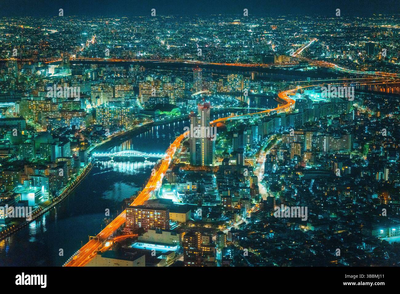 High-resolution photo of Tokyo cityscape taken from the Tokyo Skytree ...