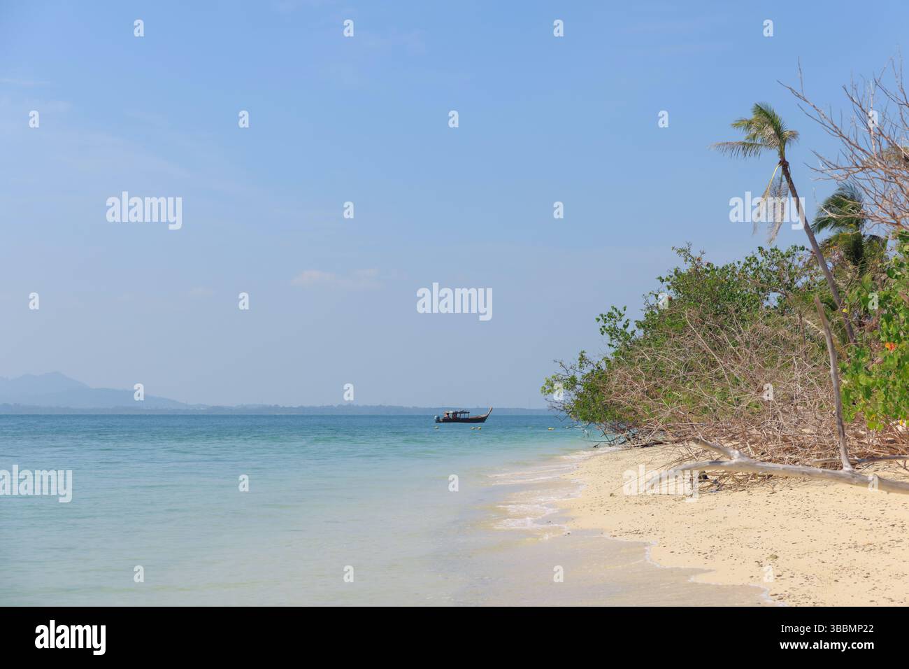 Traditional boat gently hi-res stock photography and images - Alamy