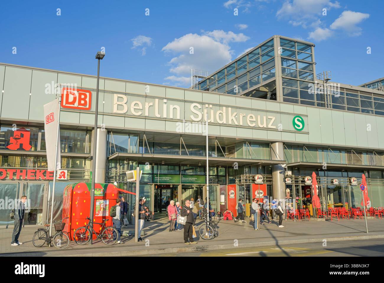 Bahnhof S dkreuz Sch neberg Tempelhof Sch neberg Berlin Deutschland bahnhof-s-dkreuz-sch-neberg-tempelhof-sch-neberg-berlin-deutschland