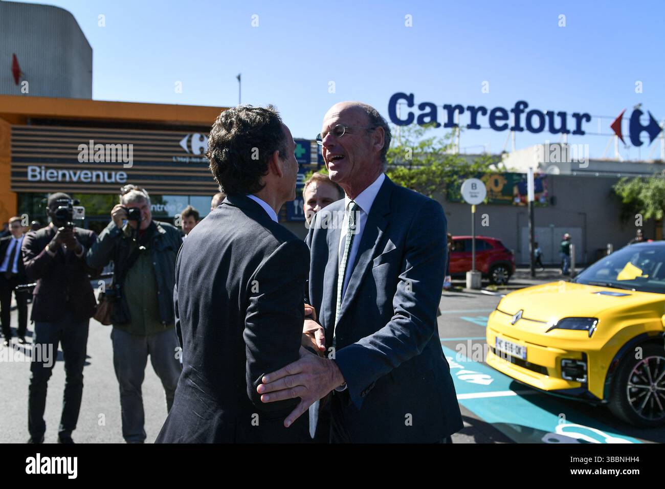 Paris, France. 16th May, 2025. French Minister for the Economy ...