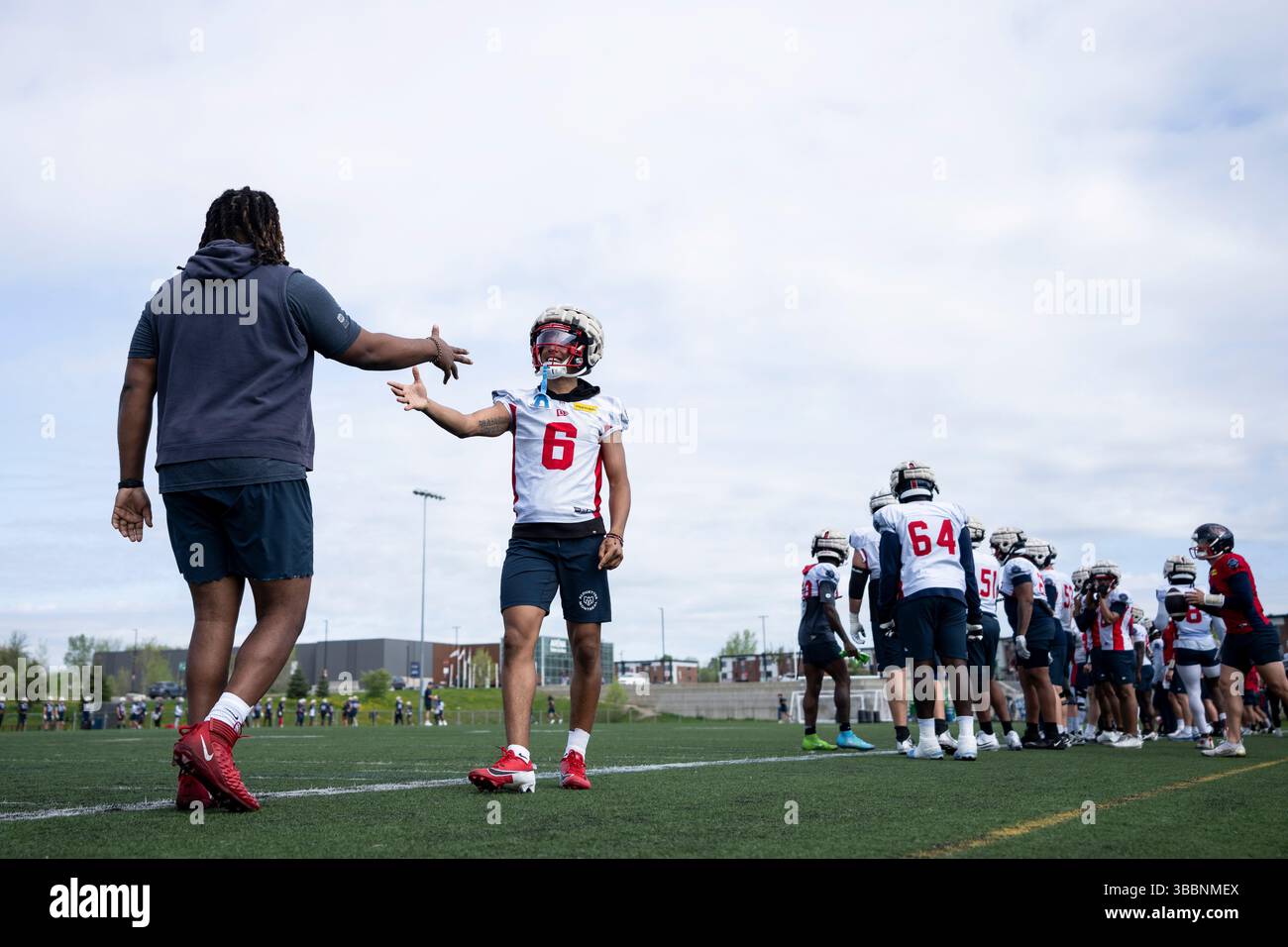Montreal Alouettes wide receiver Tyson Philpot (6) greets teammates ...