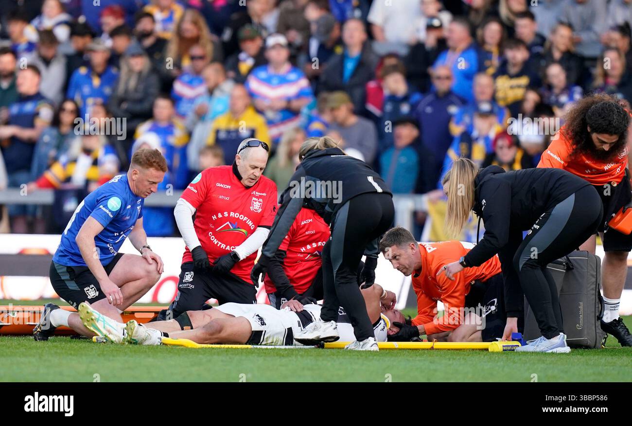 Hull's Jordan Rapana receives treatment during the Betfred Super League ...