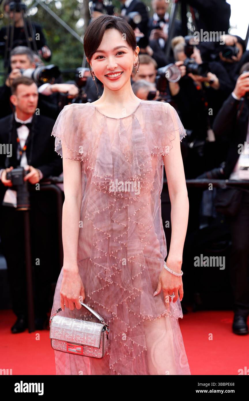 Tiffany Tang / Tang Yan bei der Premiere des Kinofilms 'Eddington' auf ...