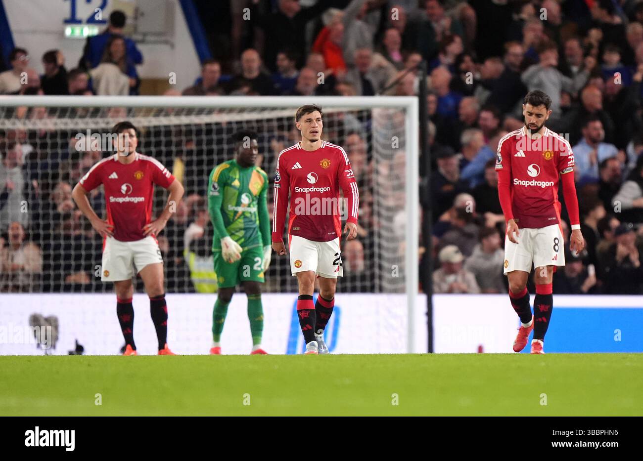 Bruno fernandes harry maguire 2025 hi-res stock photography and images ...