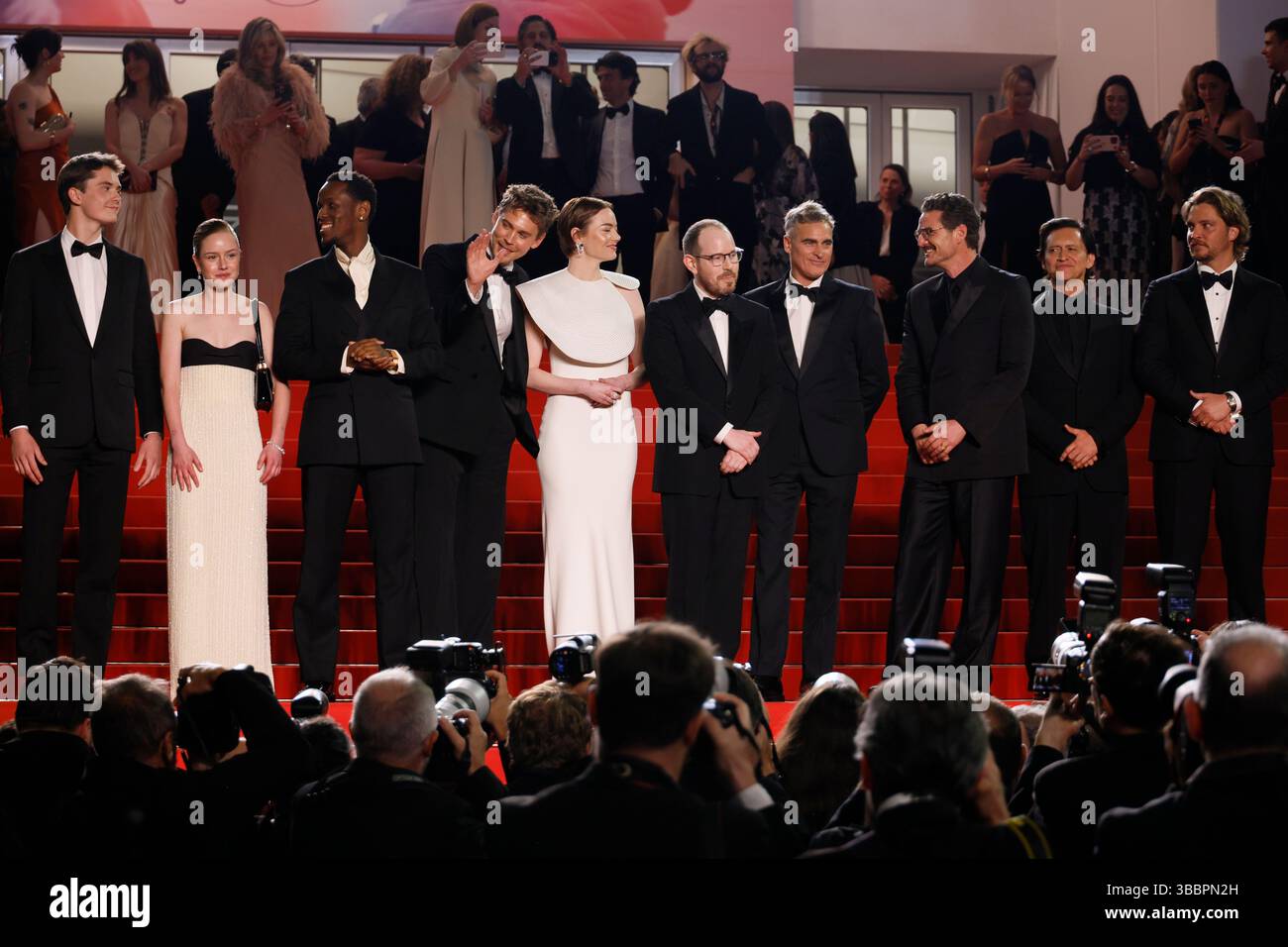 Cameron Mann, from left, Amelie Hoeferle, Micheal Ward, Austin Butler ...