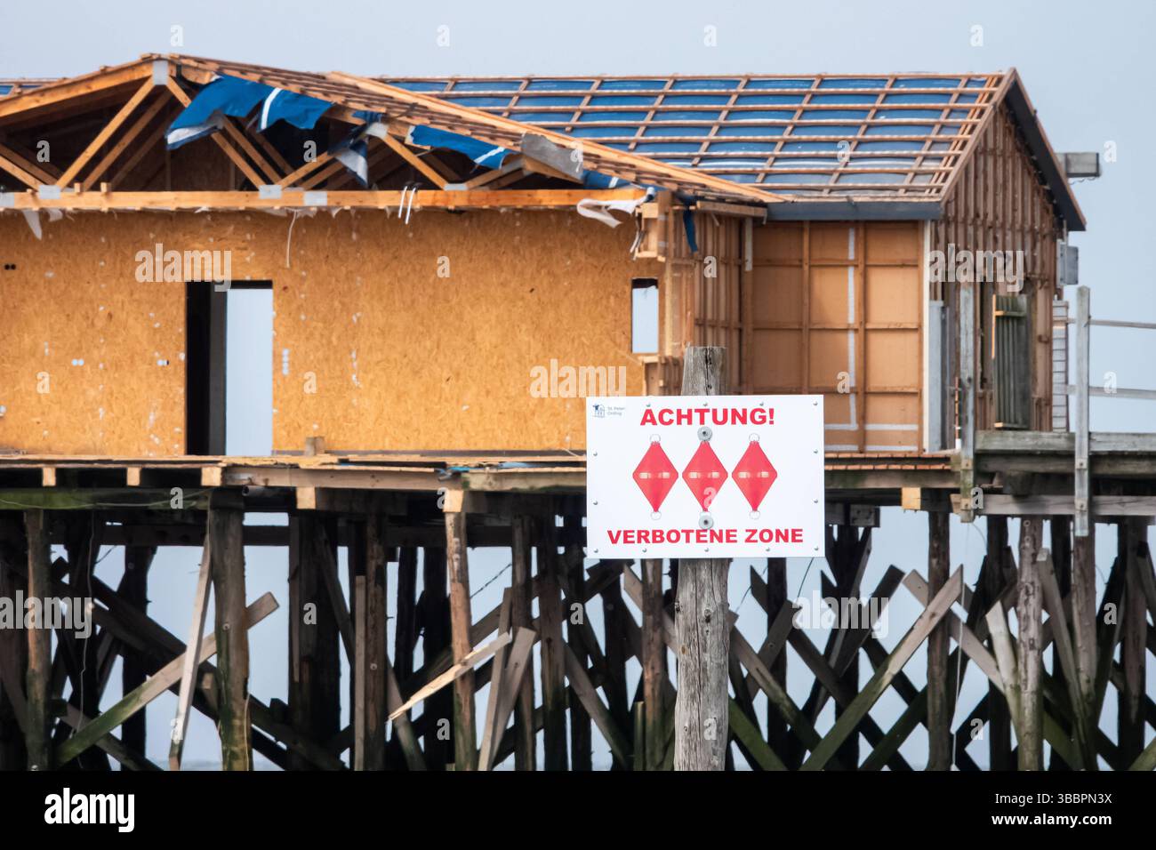 Abriss der Strandbar 54 Nord Das Foto zeigt den Abriss der bekannten ...