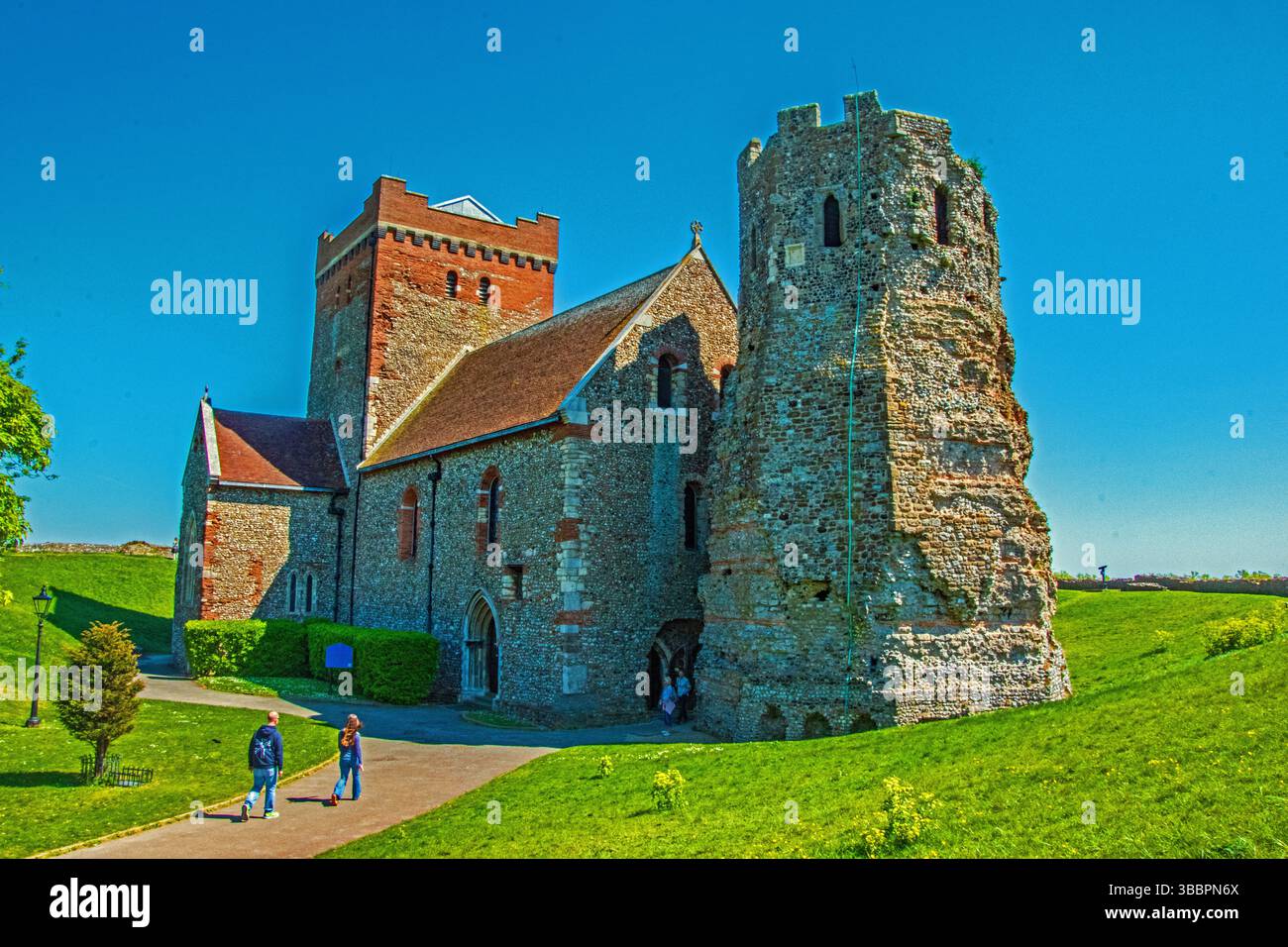 The Roman Lighthouse and St Mary-in-Castro church at Dover Castle ...
