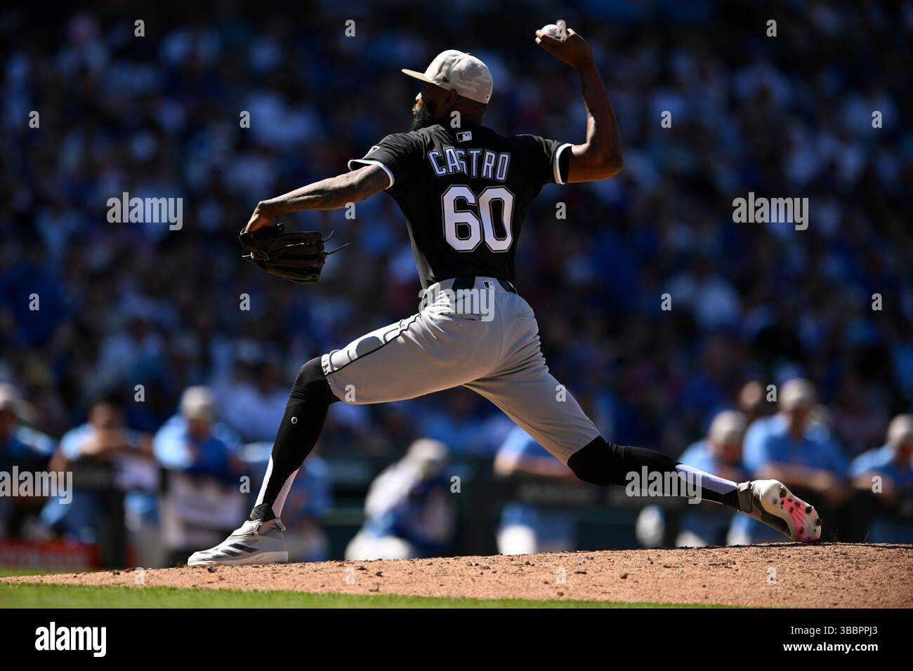 Chicago White Sox relief pitcher Miguel Castro delivers during the ...