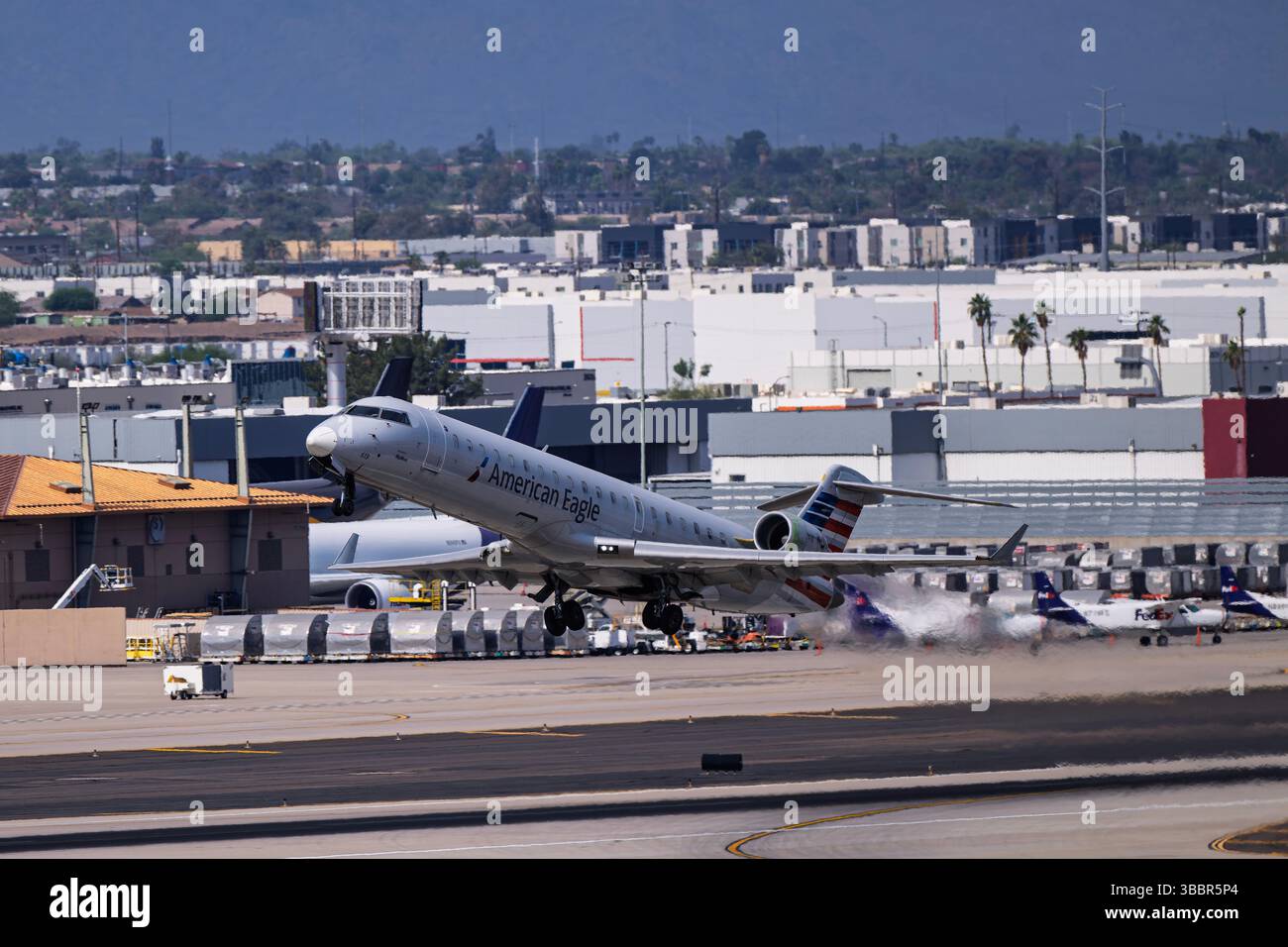 Sky Harbor Airport 5-11-2025 Phoenix AZ USA American Eagle Bombardier ...