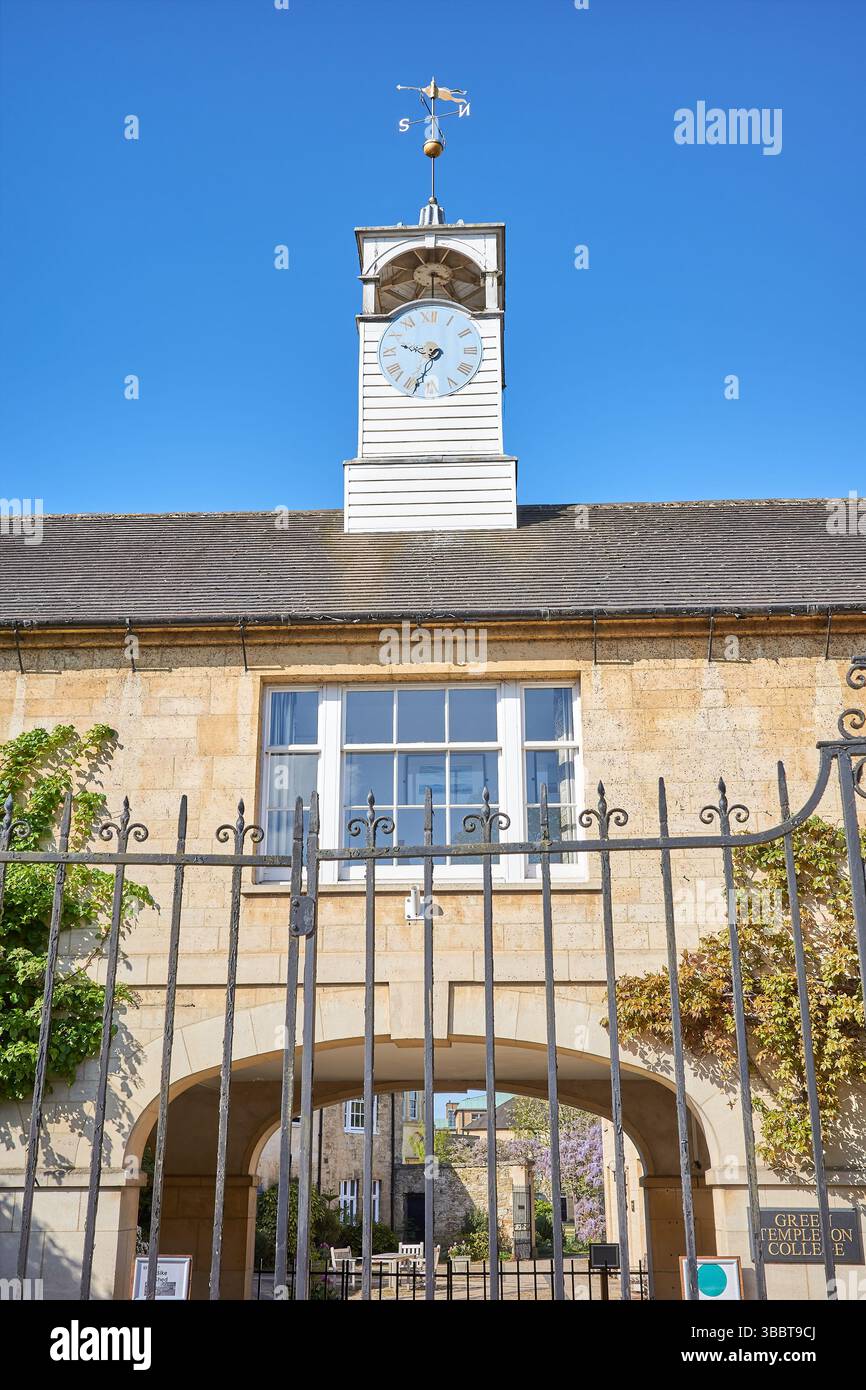 Green Templeton College, University of Oxford, England Stock Photo - Alamy