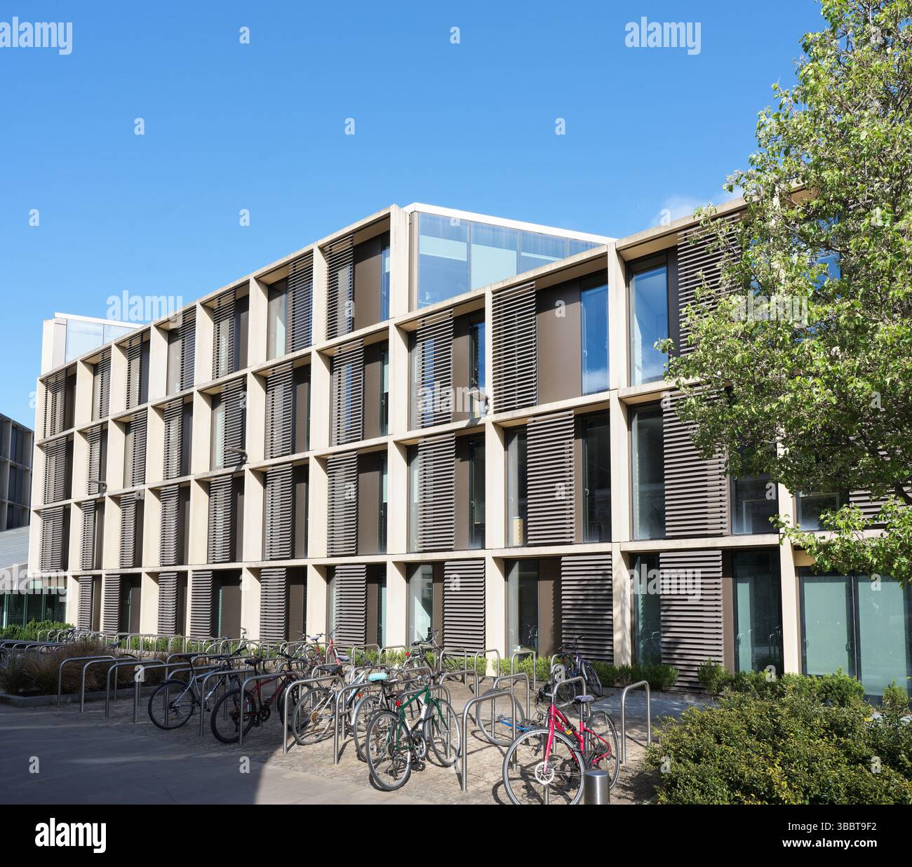 Oxford university mathematical institute hi-res stock photography and ...