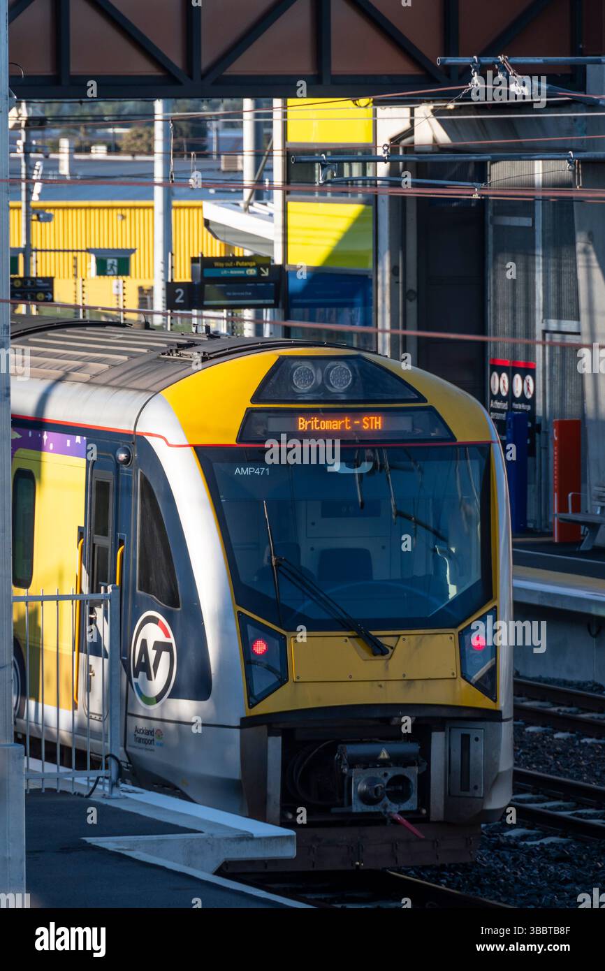 Auckland tramsport hi-res stock photography and images - Alamy