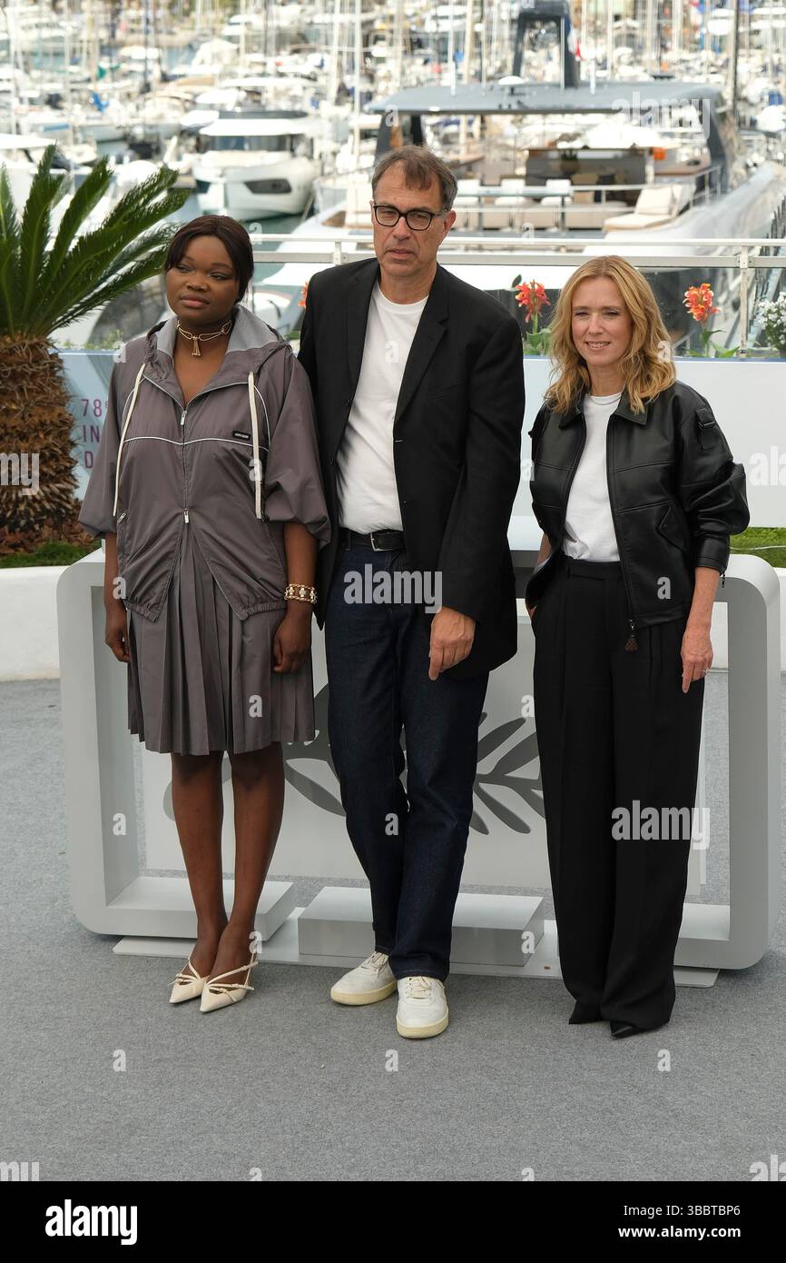 Cannes, Frankreich. 16th May, 2025. Guslagie Malanda, Dominik Moll and ...