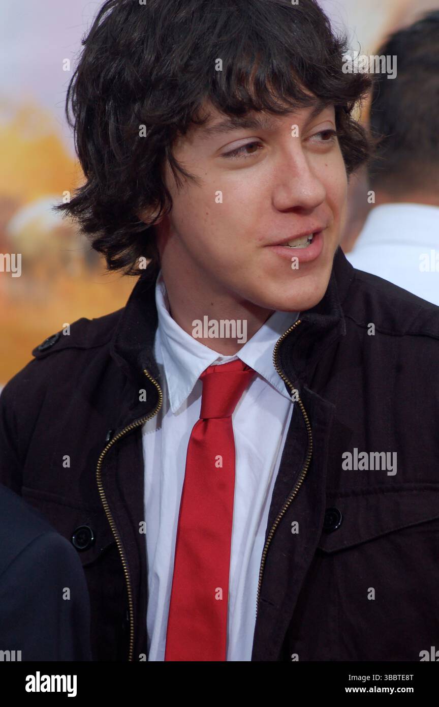 Actor Jared Kusnitz attends the premiere of Hannah Montana: The Movie ...