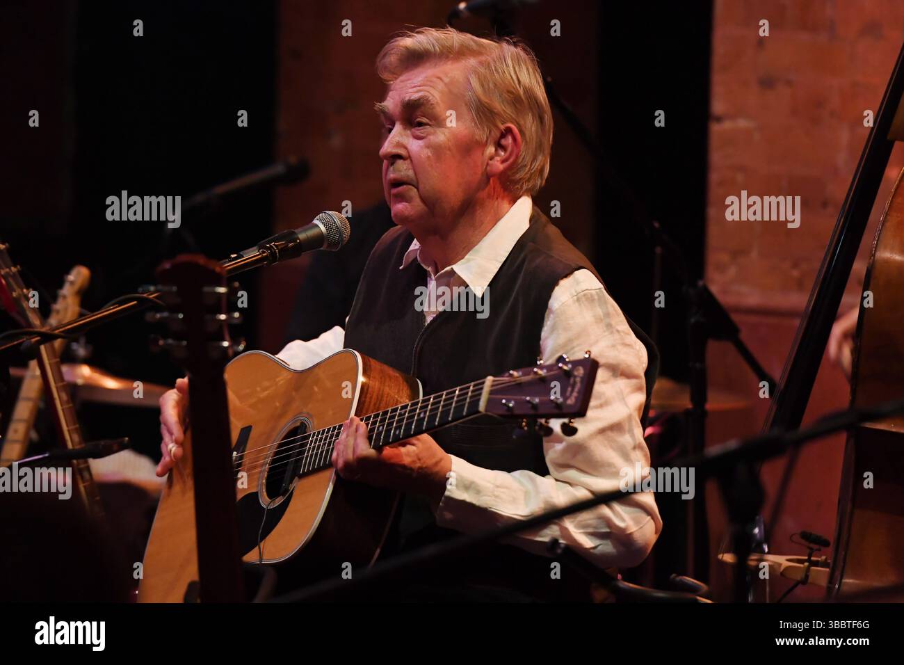 UK. 16th May, 2025. LONDON, ENGLAND - MAY 16: Mark Fry performing at ...