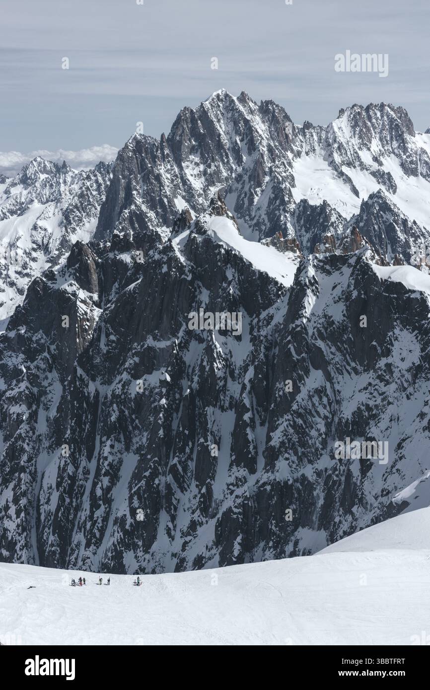 Borders mont blanc hi-res stock photography and images - Alamy