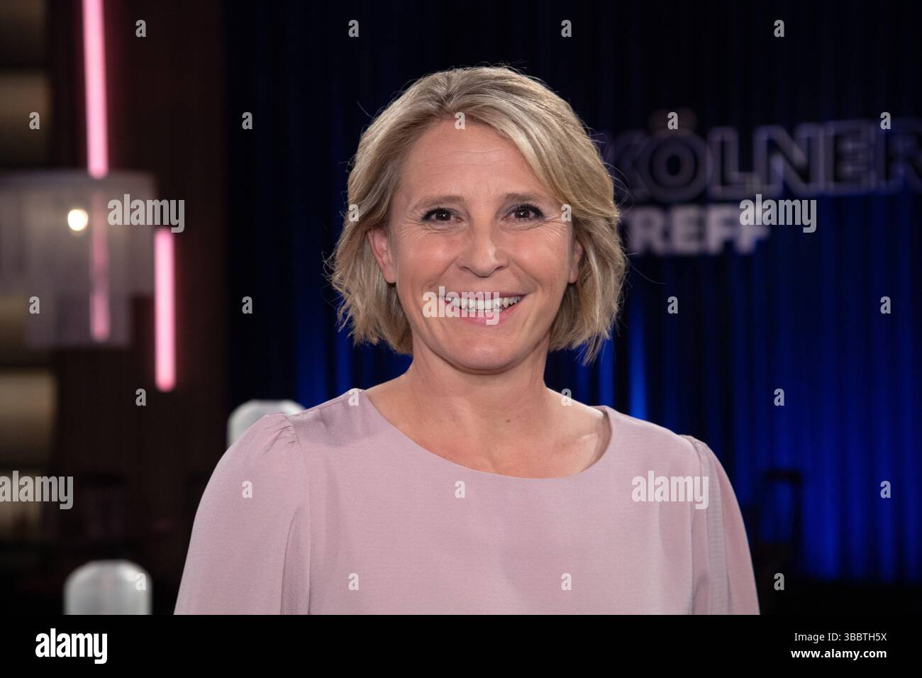 Cologne, Deutschland. 16th May, 2025. Susan LINK, presenter, portrait ...