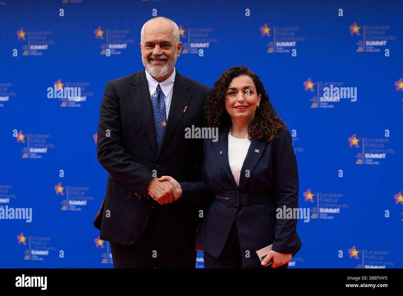 Albanian Prime Minister Edi Rama (left) greets President of Kosovo ...