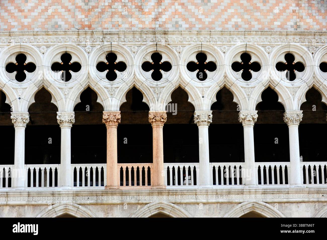 Columns of the Palazzo Ducale (Doges Palace) in Venice,Italy,Europe ...