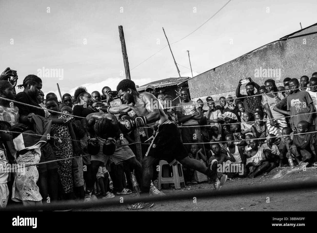 Boxing in Katanga area, Kampala, Uganda, Africa Stock Photo - Alamy