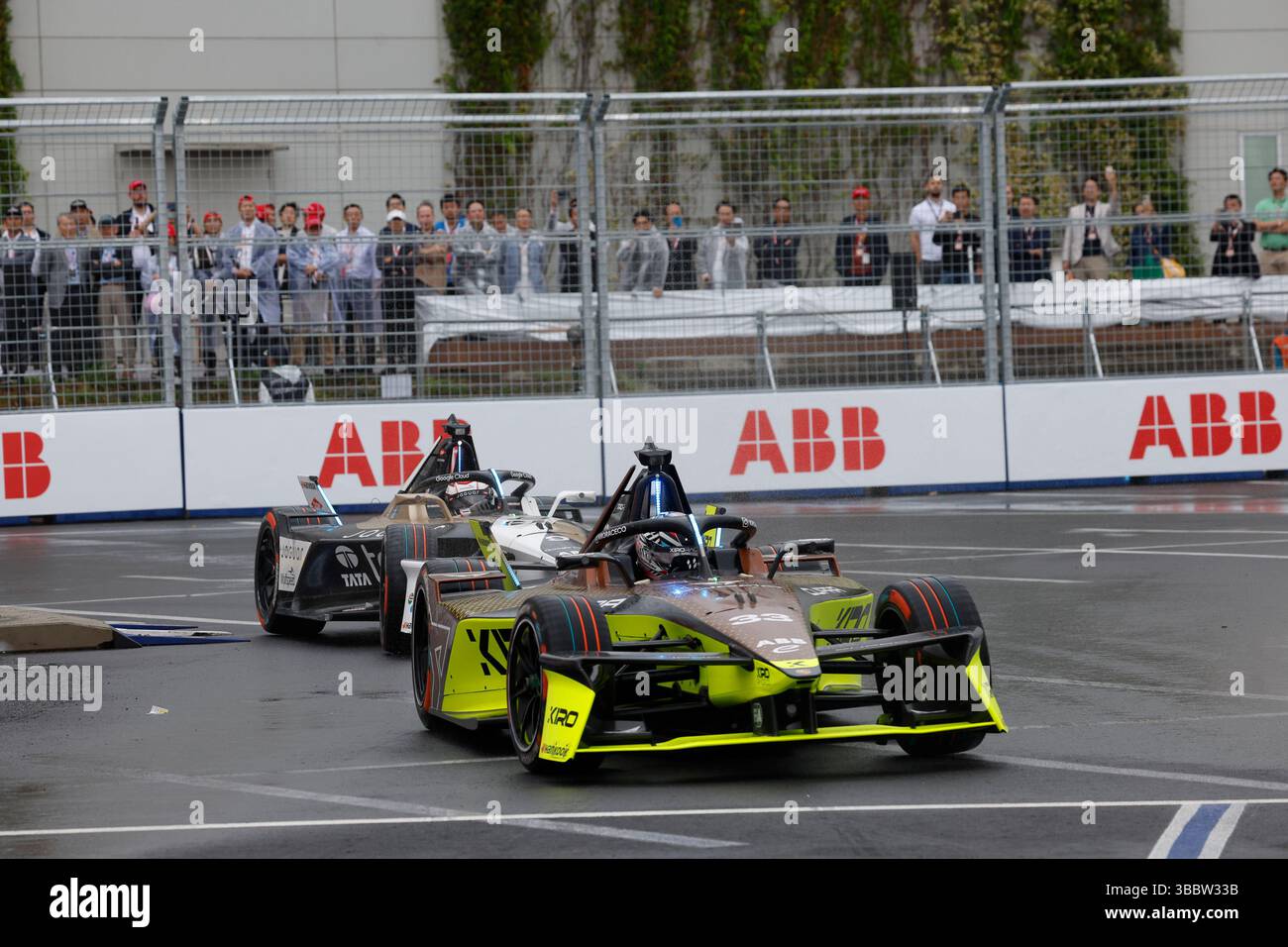 33 TICKTUM Dan (gbr), Kiro Race Co, Porsche 99X Electric WCG3, action ...