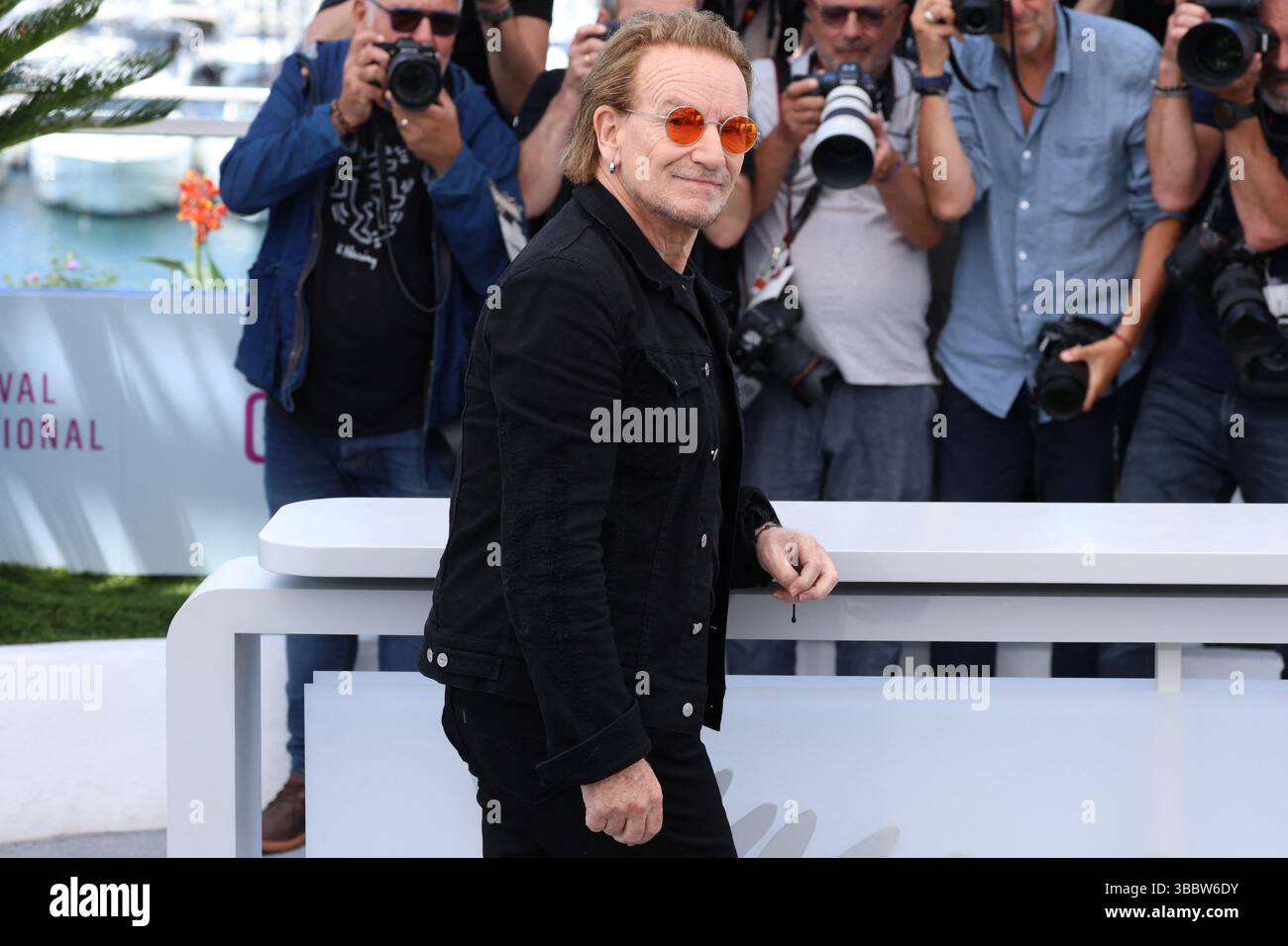 Cannes, France. 17th May, 2025. Bono posing at the photocall for Bono ...