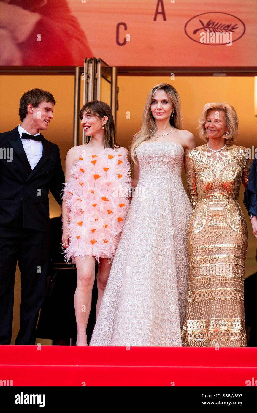 Finn Bennett , Marie Colombo , Angelina Jolie , Iris Knobloch 78th ...