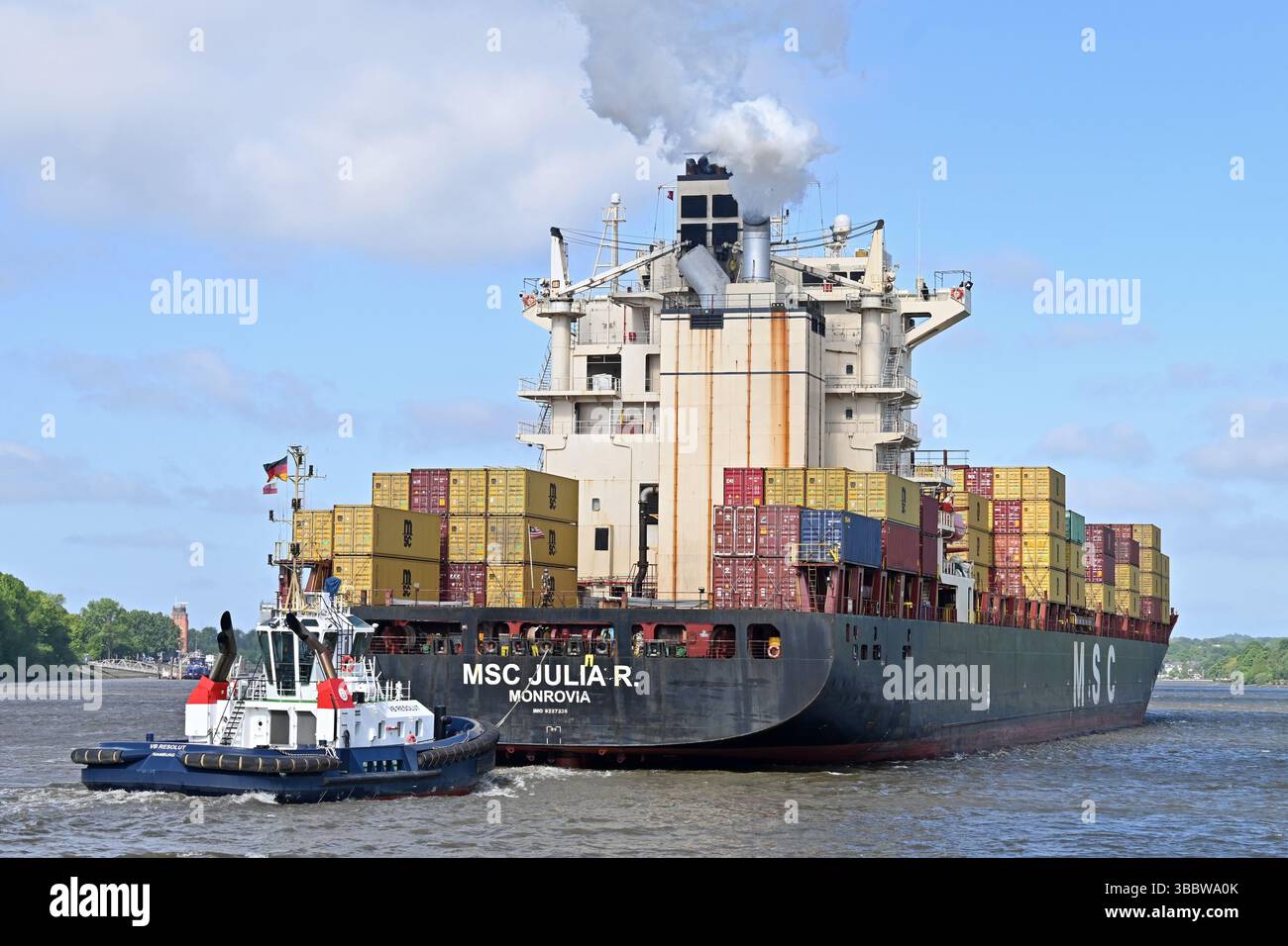 Containership MSC JULIA R leaves the port of Hamburg Stock Photo - Alamy