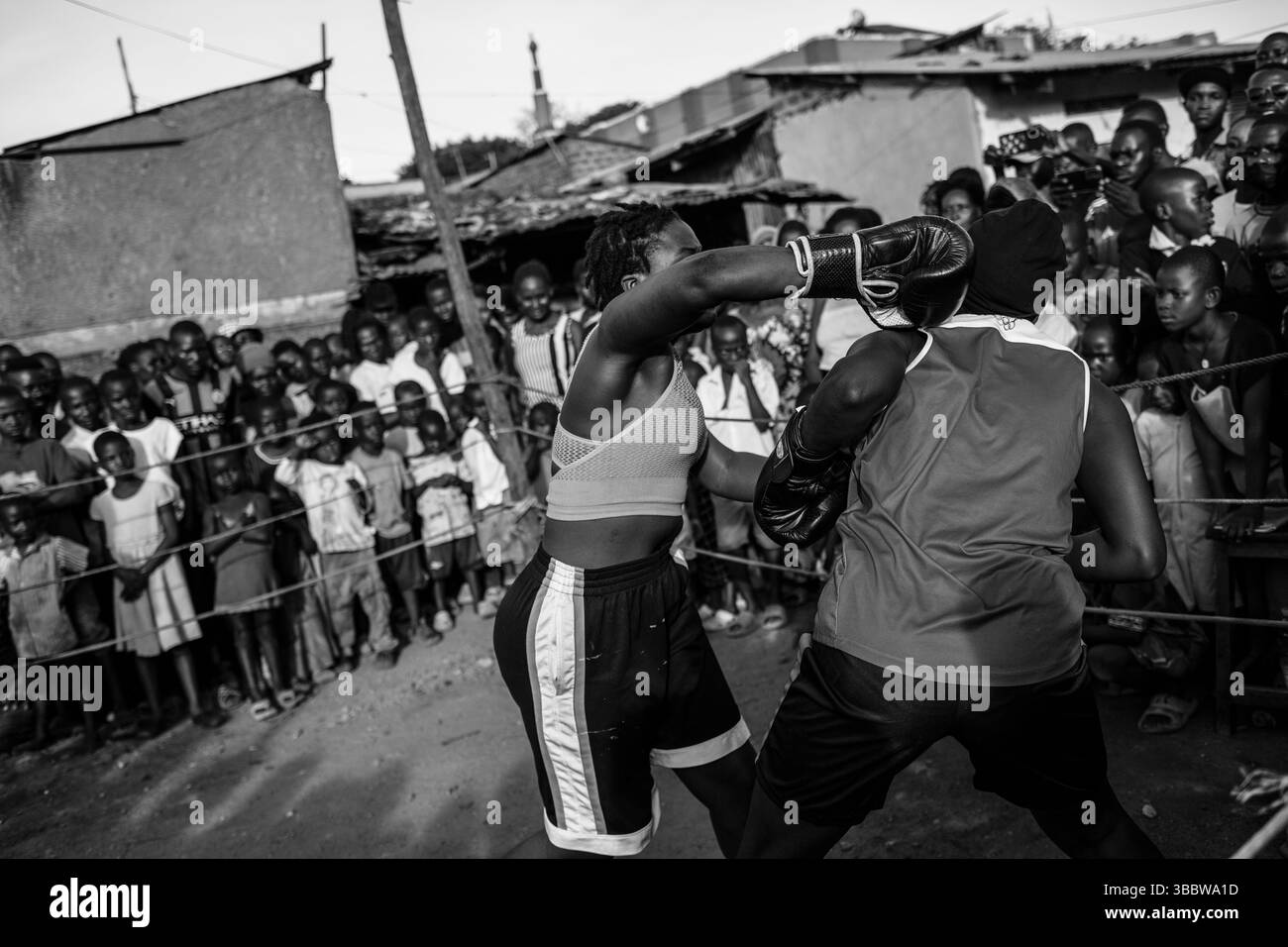 Boxing in Katanga area, Kampala, Uganda, Africa Stock Photo - Alamy